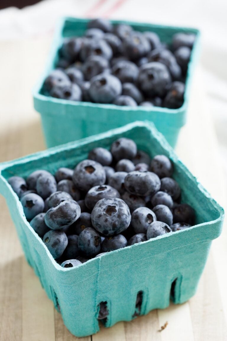 Easy Blueberry Sour Cream Cake Recipe