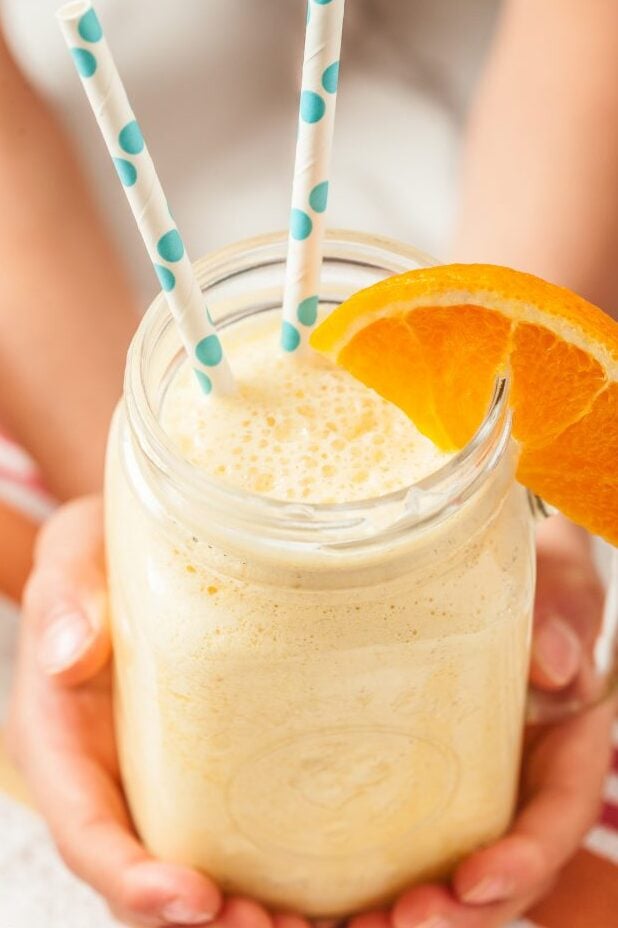 4-Ingredient Orange Julius Recipe (5-Minute) | Chew Out Loud
